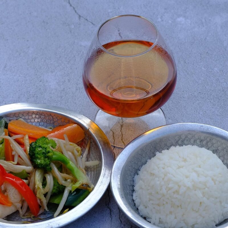 Stir fried veggies and China Yunnan Hong Cha Bi Luo - ITC Academy